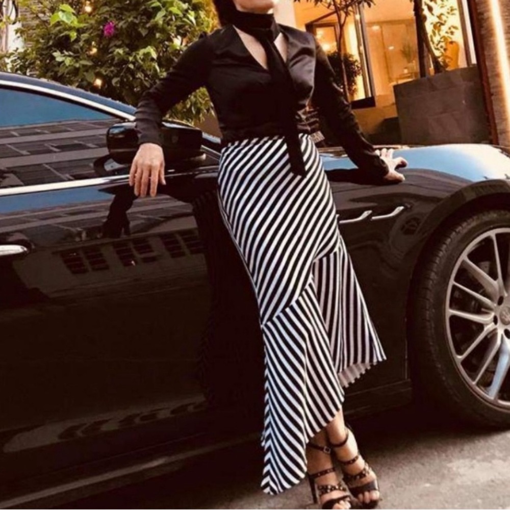 Nwot Zara Asymmetrical Stripped Skirt - Gem